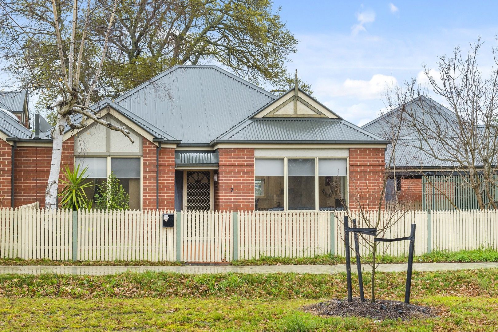 2/2-6 Melbourne Road, Gisborne VIC 3437 | Domain