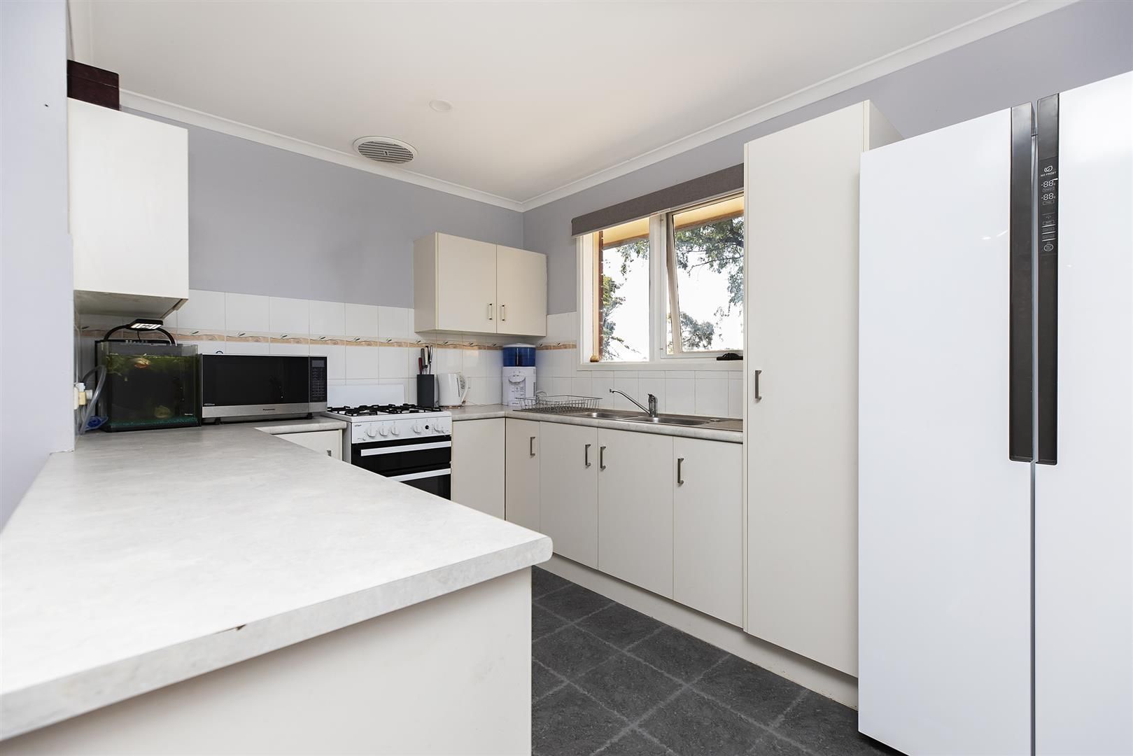 7 Leiden Ct, Hackham West SA 5163 - House For Rent | Domain