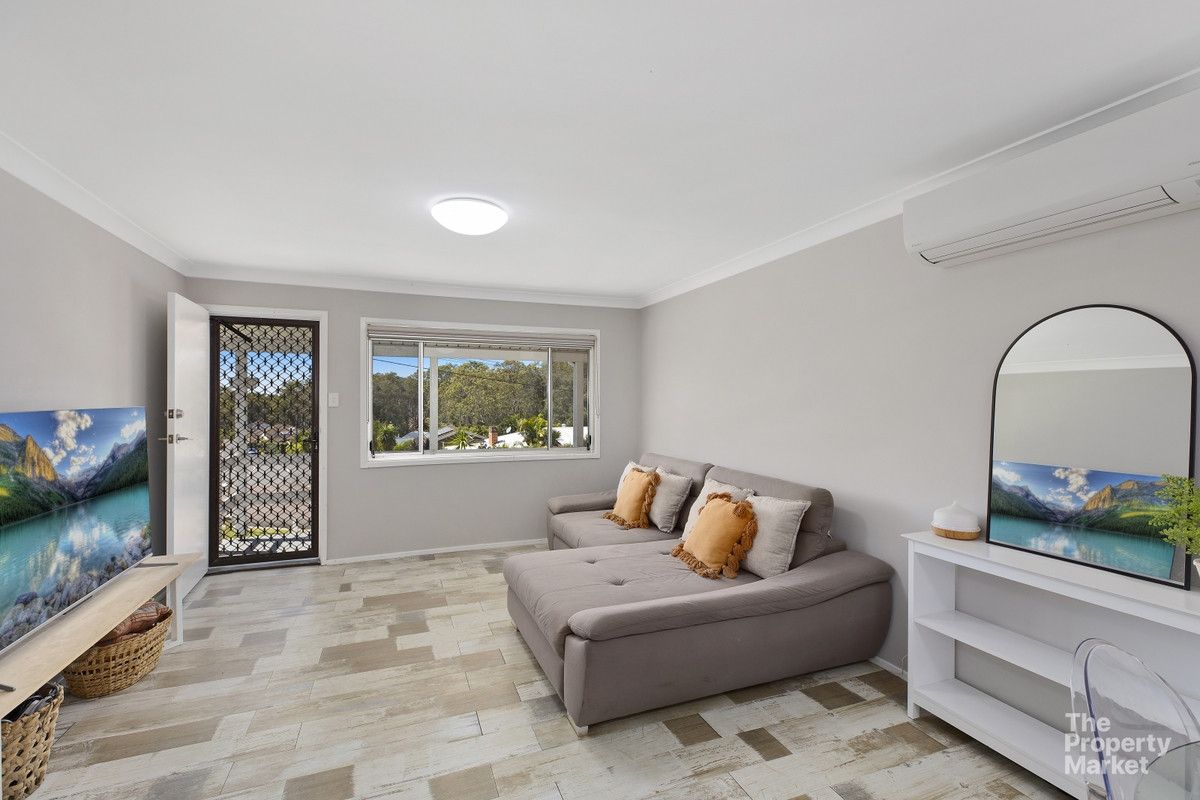 28 Donald Avenue, Kanwal NSW 2259 - House For Rent | Domain