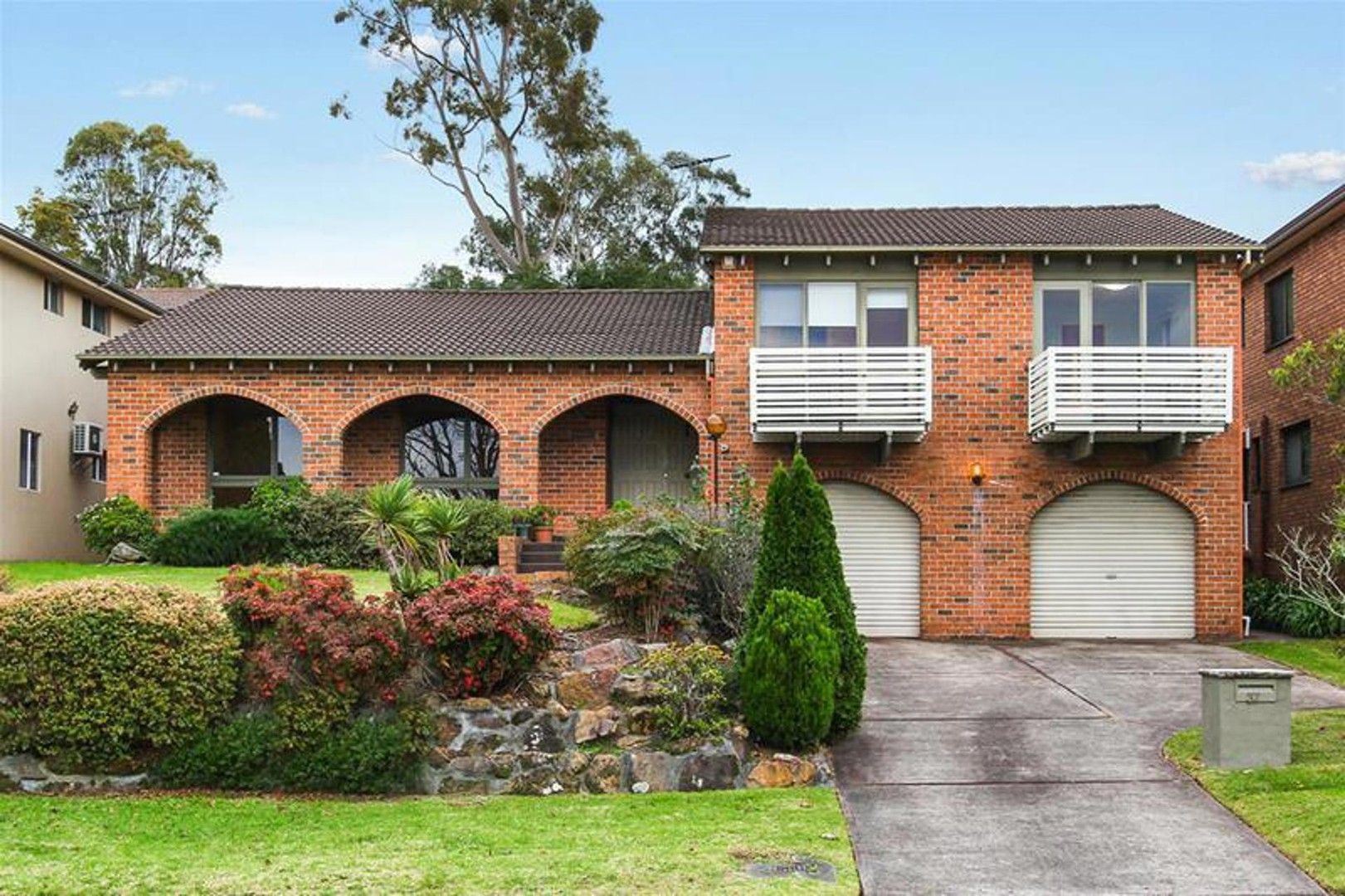 37 Mountain View Crescent, West Pennant Hills NSW 2125 - House For Rent ...