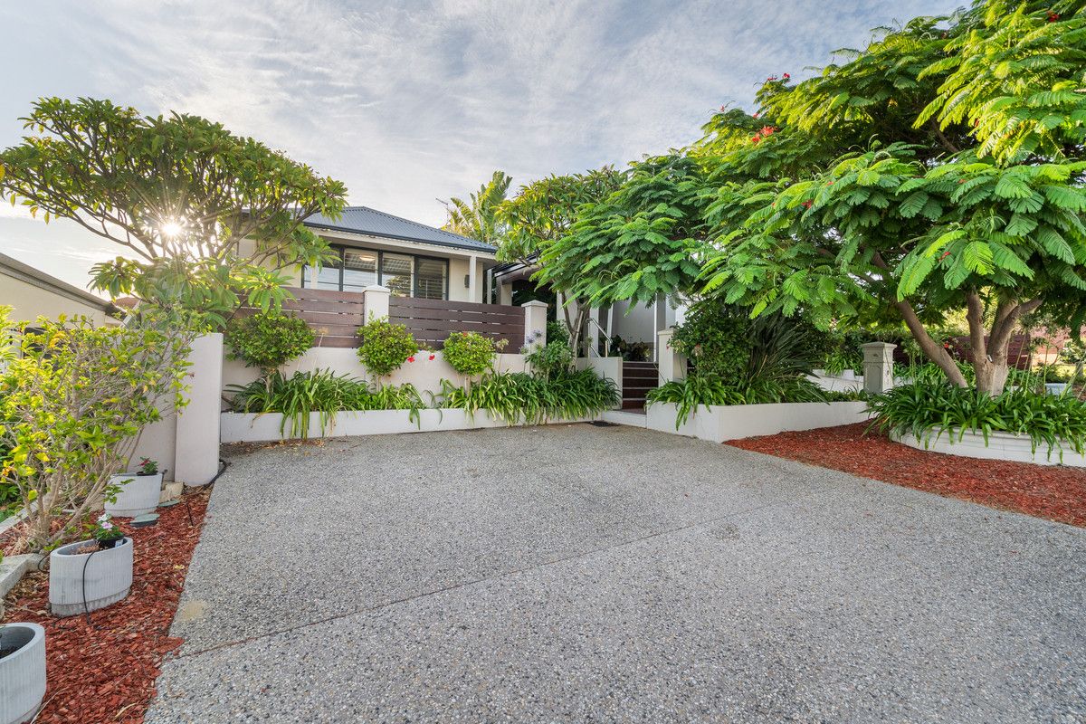 51 Hinckley Parkway, Hocking WA 6065 | Domain