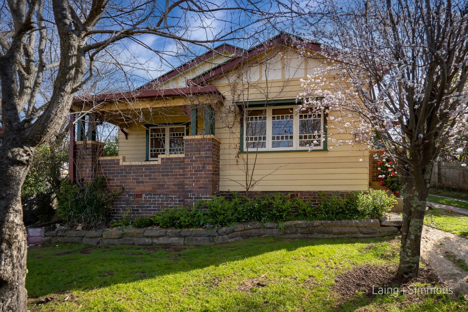 70 Marsh Street, Armidale NSW 2350 - House For Rent | Domain