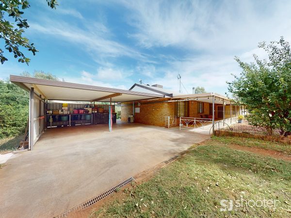 33L Bencubbin Drive, Dubbo NSW 2830 - House for Sale | Domain