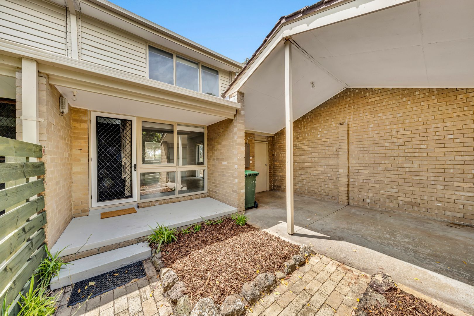 8/256 Cranbourne Road, Frankston VIC 3199 - Townhouse For Rent - $480 ...
