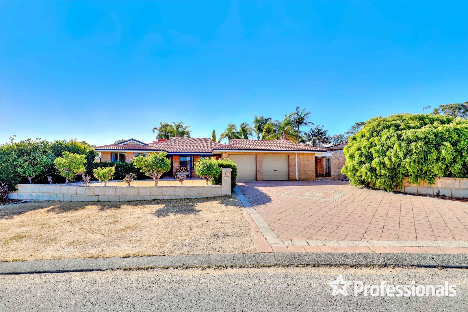 30 Peregrine Drive, Kingsley WA 6026 | Domain