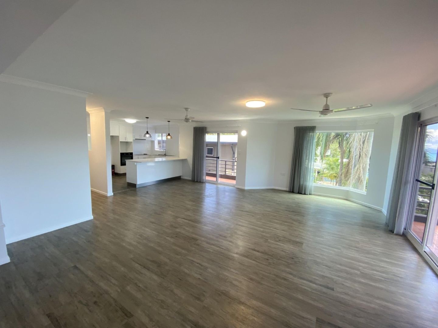 2/5 Lewis Street, Airlie Beach QLD 4802 - Apartment For Rent - $820 ...