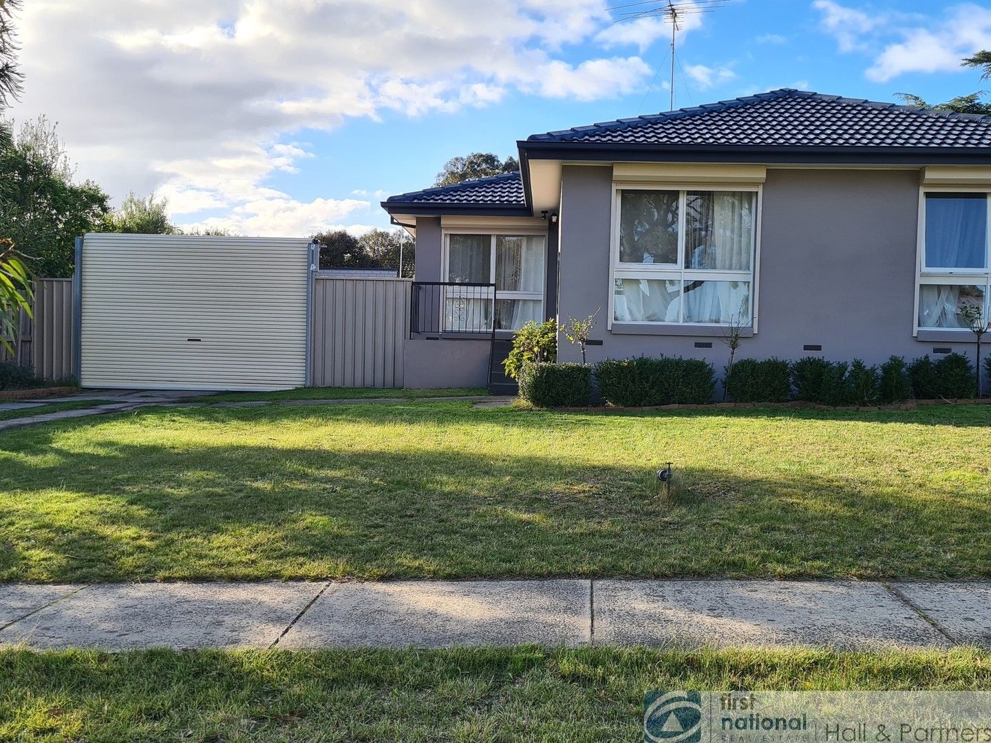 153 James Cook Drive, Endeavour Hills VIC 3802 - House For Rent | Domain