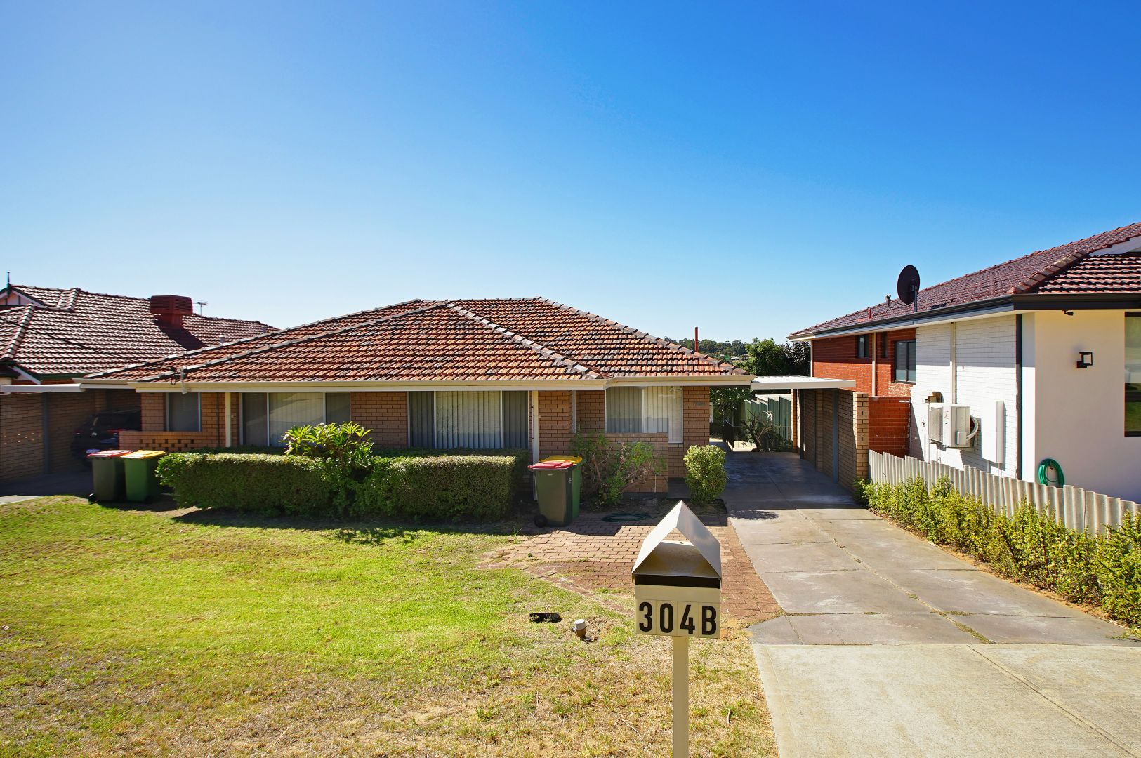304B Hamilton Road, Spearwood WA 6163 - Duplex For Rent - $650 | Domain