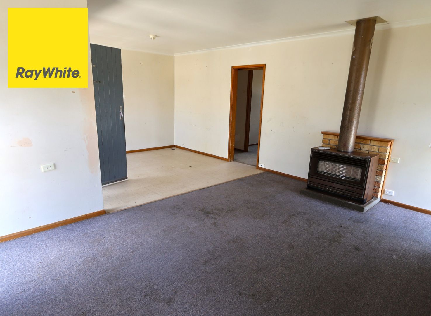 11 Oxley Place, Inverell NSW 2360 - House For Rent - $280 | Domain