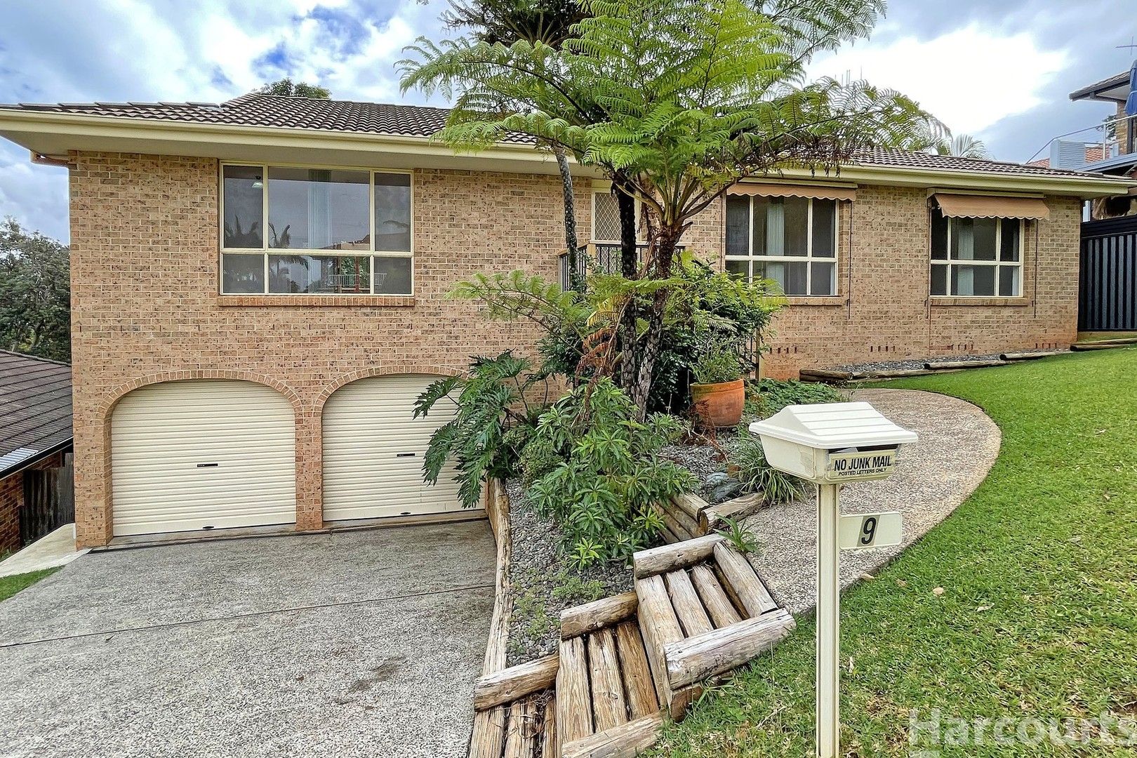 9 Anglesea Terrace, Port Macquarie NSW 2444 - House For Rent | Domain