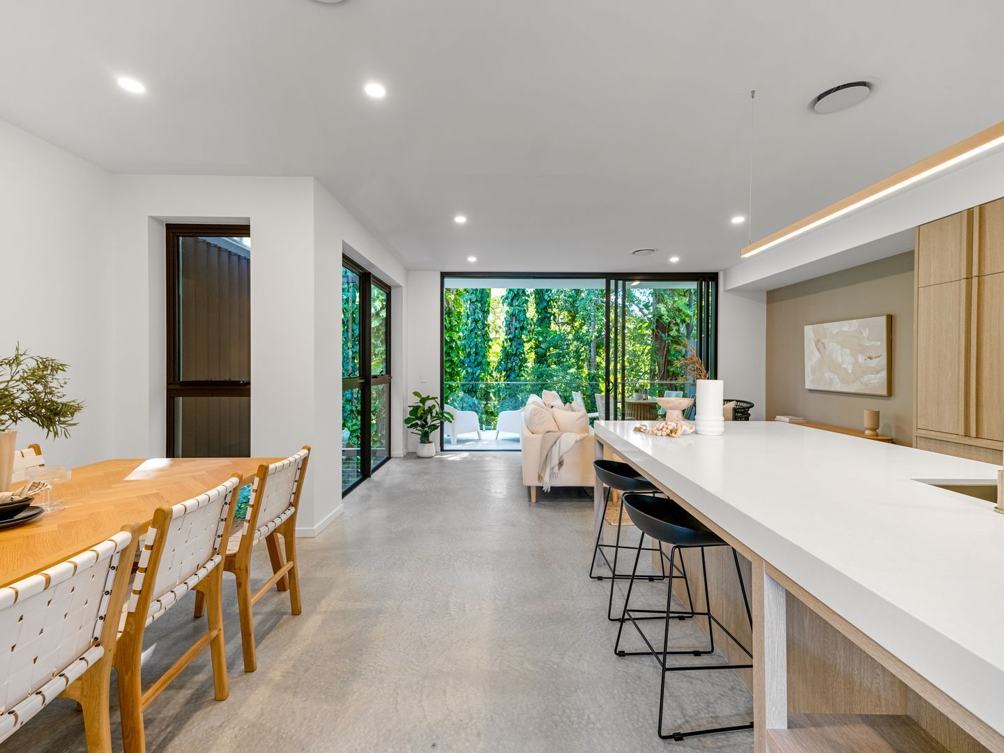 3/21-23 Wade Street, Tugun QLD 4224 - Villa For Rent - $1,500 | Domain