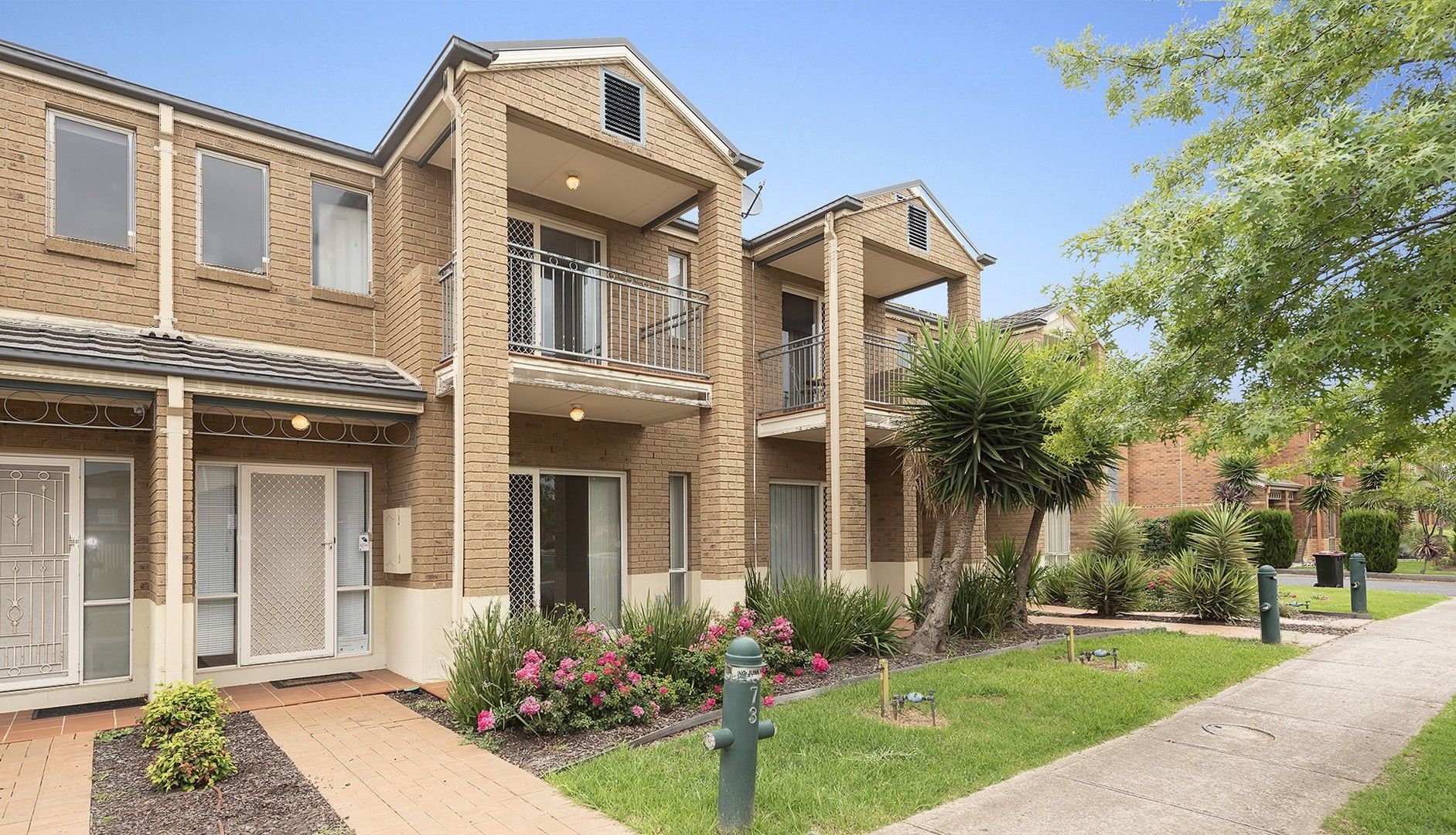 73 Jade Way, Hillside VIC 3037 - House For Rent - $495 | Domain