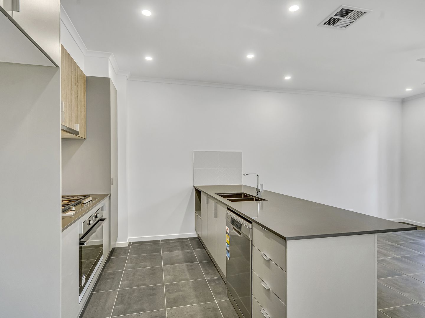 29 Sovereign Place, Boondall QLD 4034 - House For Rent - $800 | Domain