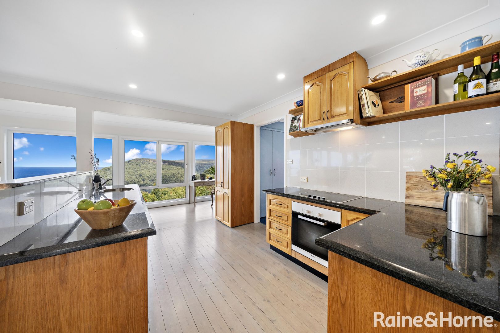 1 Southview Avenue, Stanwell Tops NSW 2508 - House For Rent - $1,200 ...