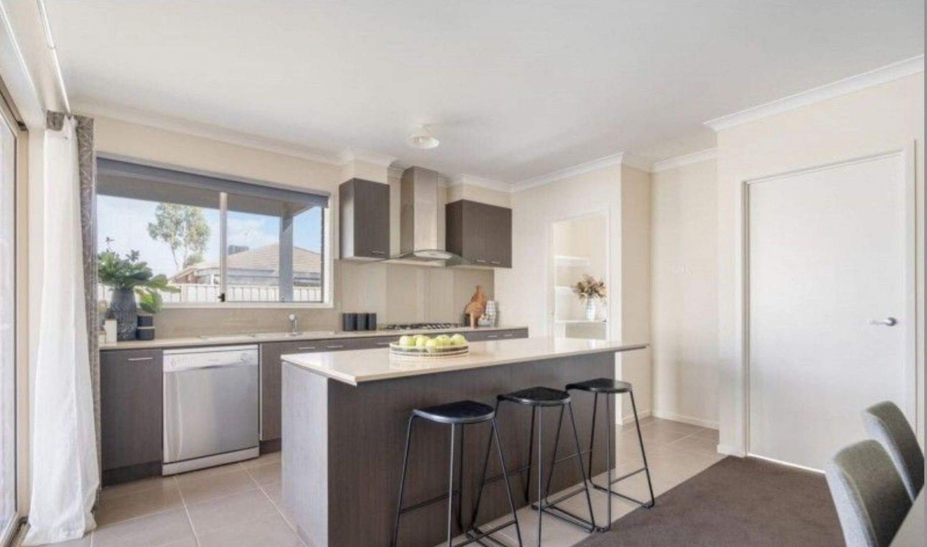 20 Robyn Street, Brookfield VIC 3338 | Domain