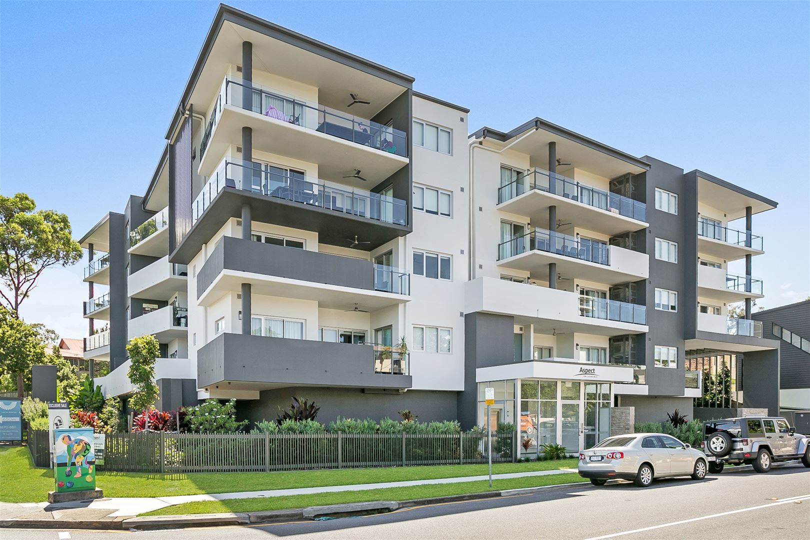 17/200 Sir Fred Schonell Drive, St Lucia QLD 4067 - Apartment For Rent ...