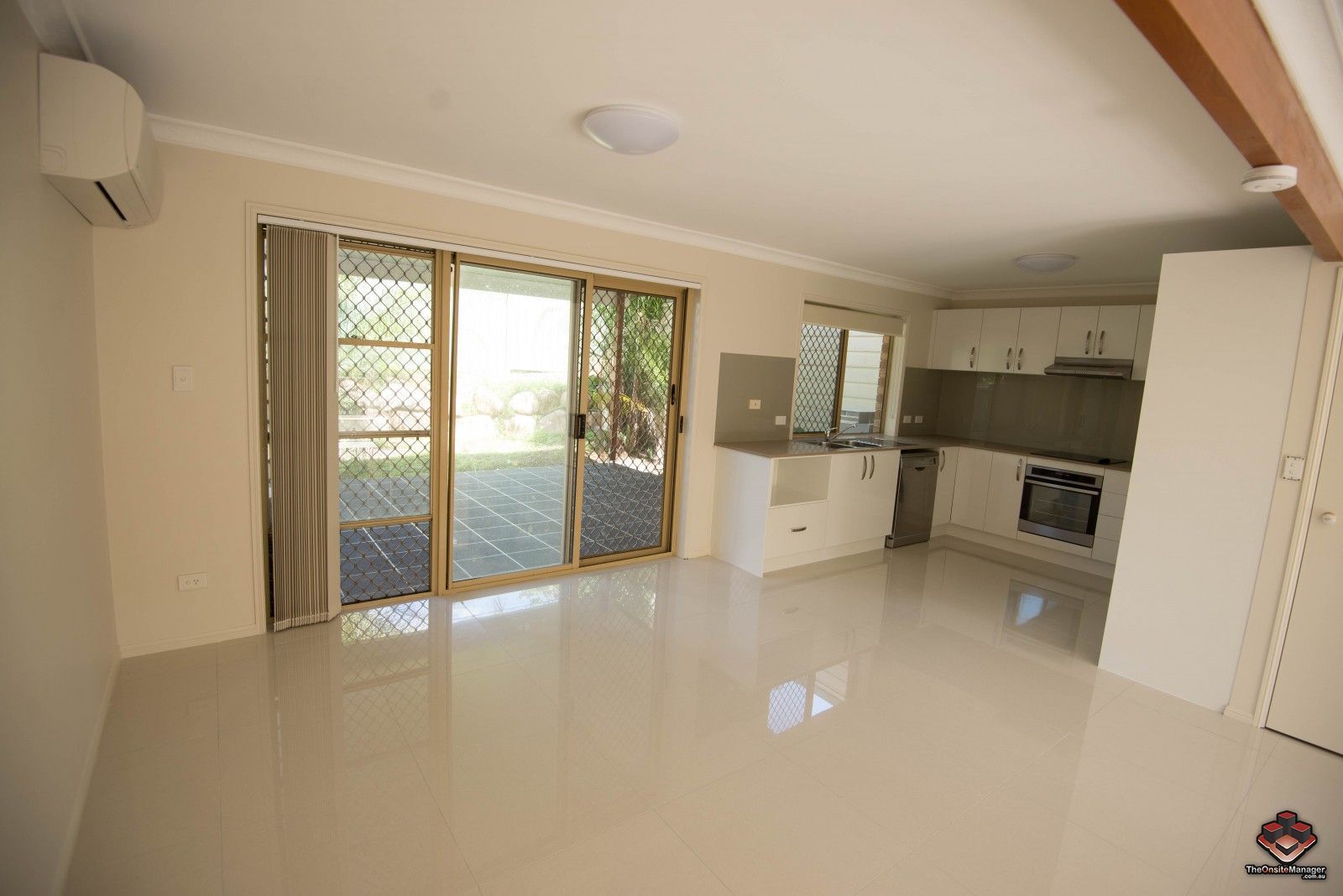 ID:21119034/20 Hellawell Road, Sunnybank Hills QLD 4109 - Townhouse For ...
