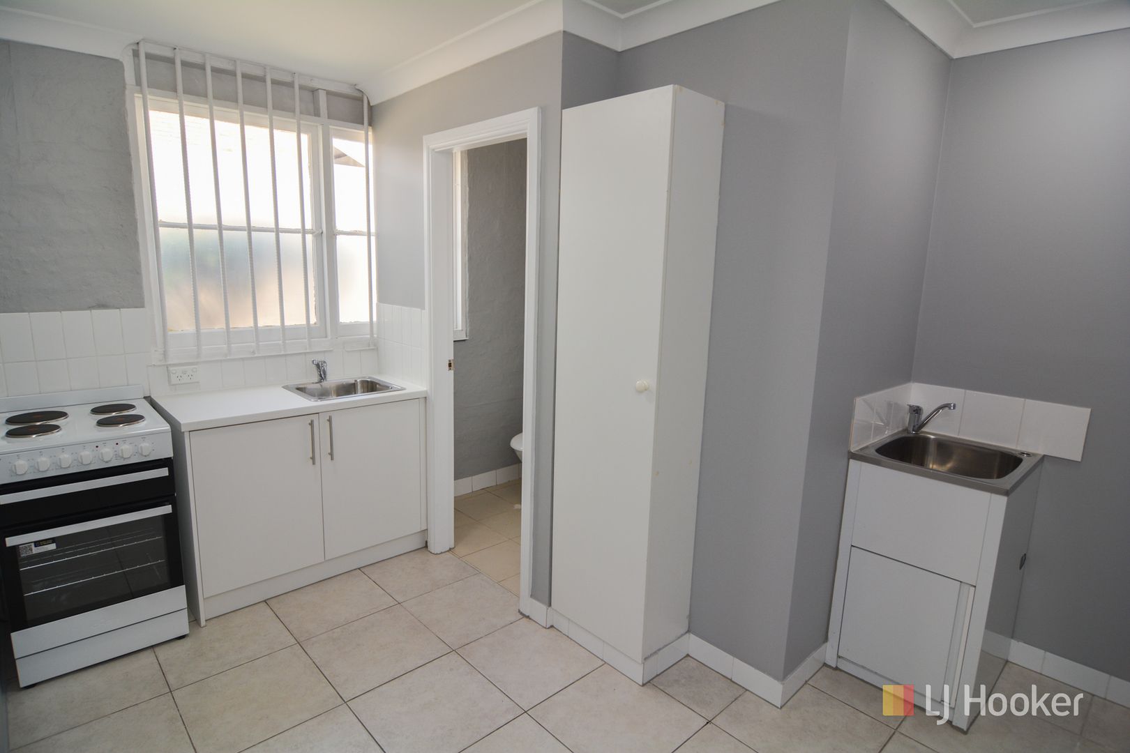 7 Gray Street, Lithgow NSW 2790 - Studio For Rent | Domain