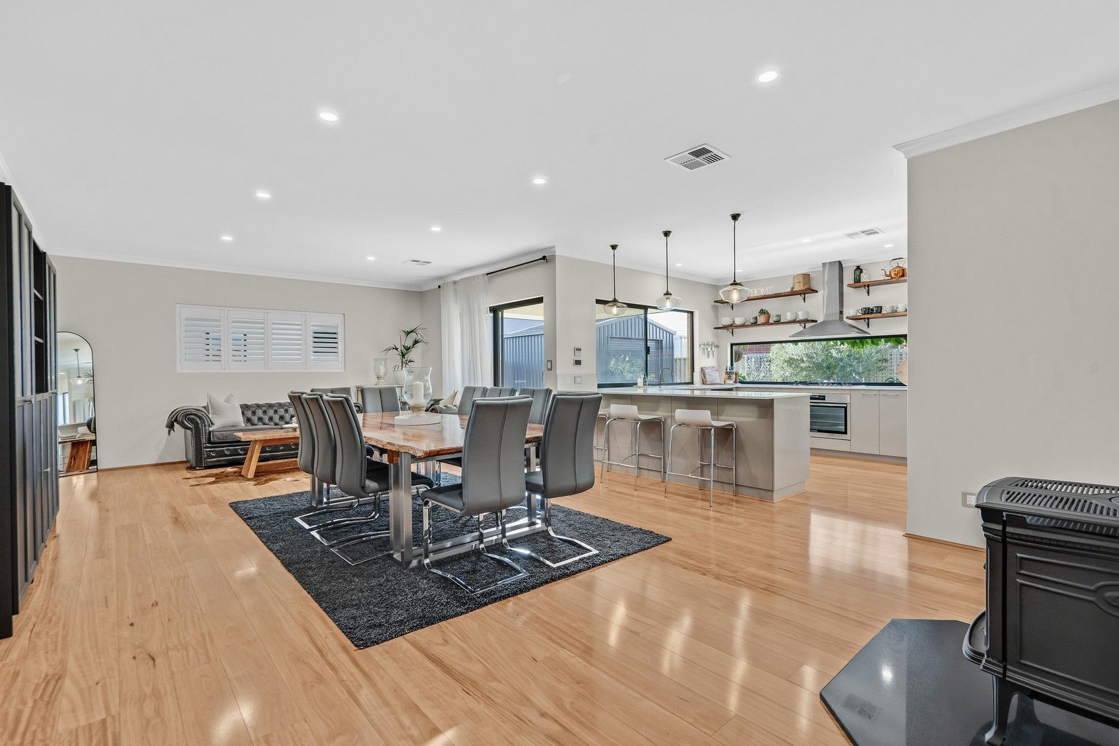 17 Hatfield Way, Millbridge WA 6232 | Domain