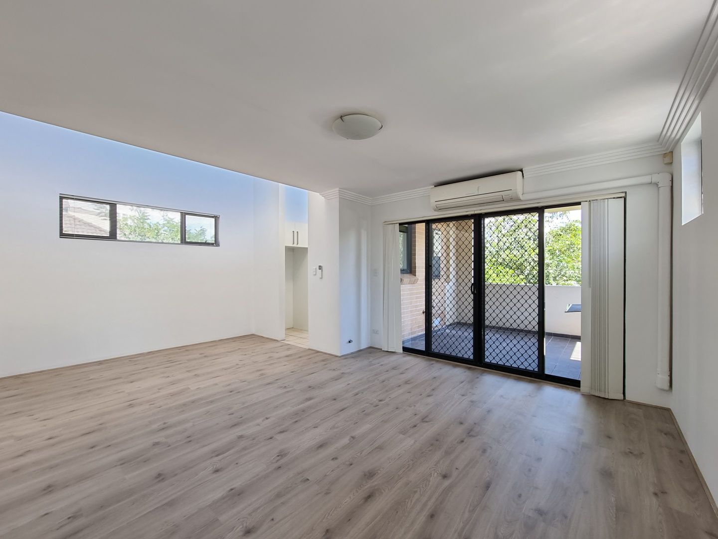 3/19 Gordon St, Hurstville NSW 2220 - Apartment For Rent - $850 | Domain