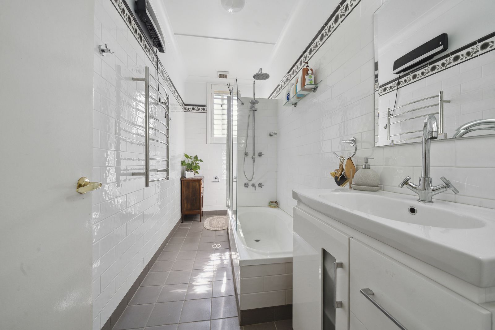 989 Great Western Highway, South Bowenfels NSW 2790 | Domain