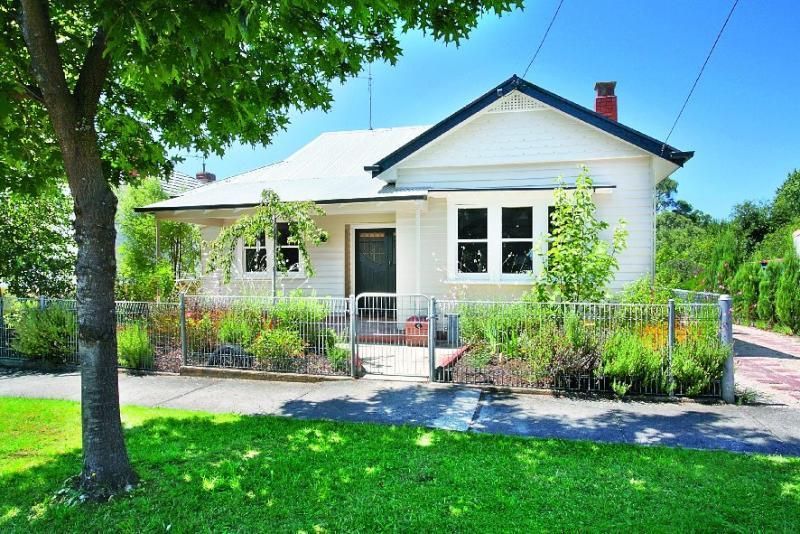 33 Queen Street South, Eureka | Property History & Address Research ...