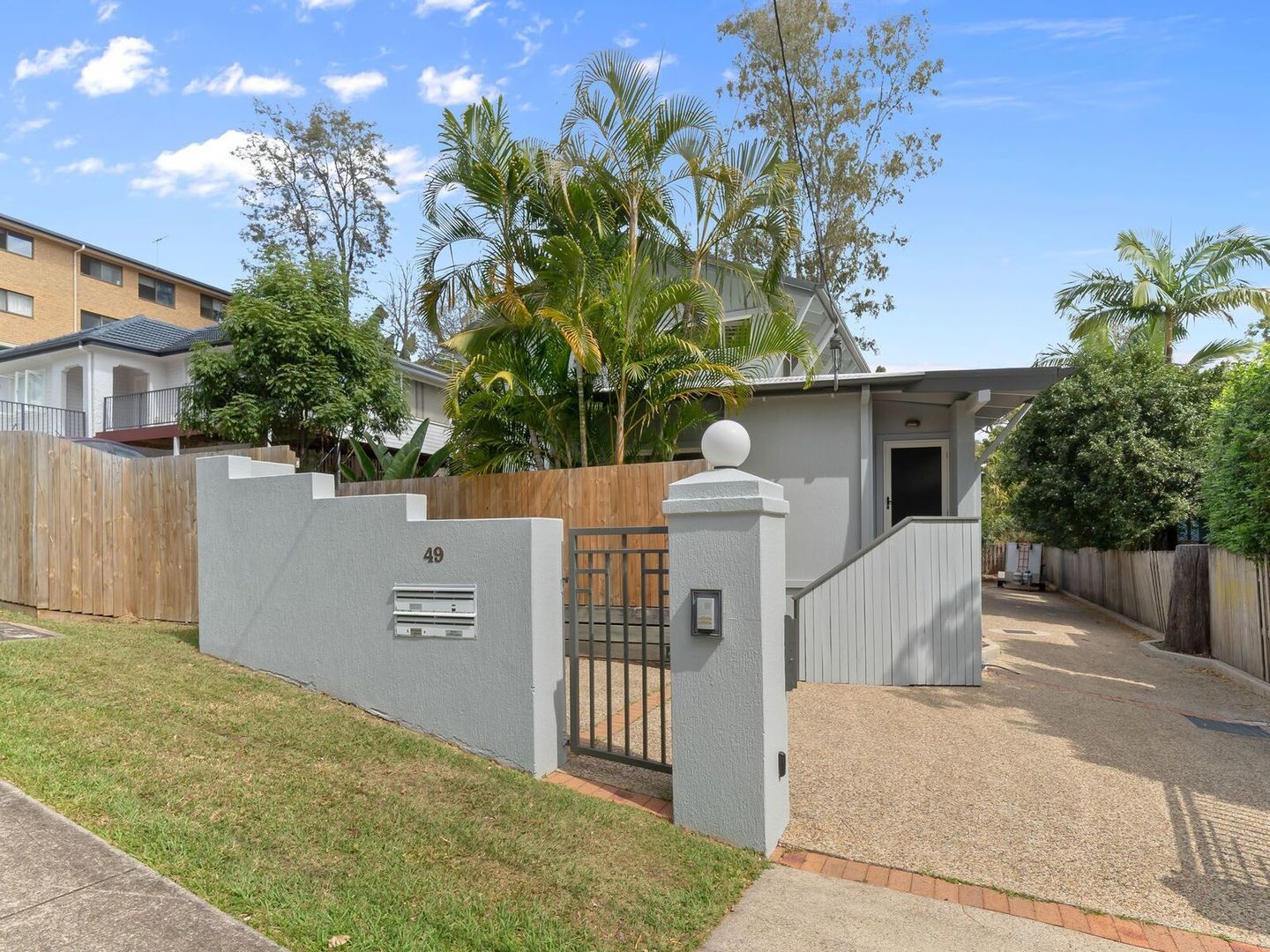 2/49 Bellevue Terrace, St Lucia | Property History & Address Research ...