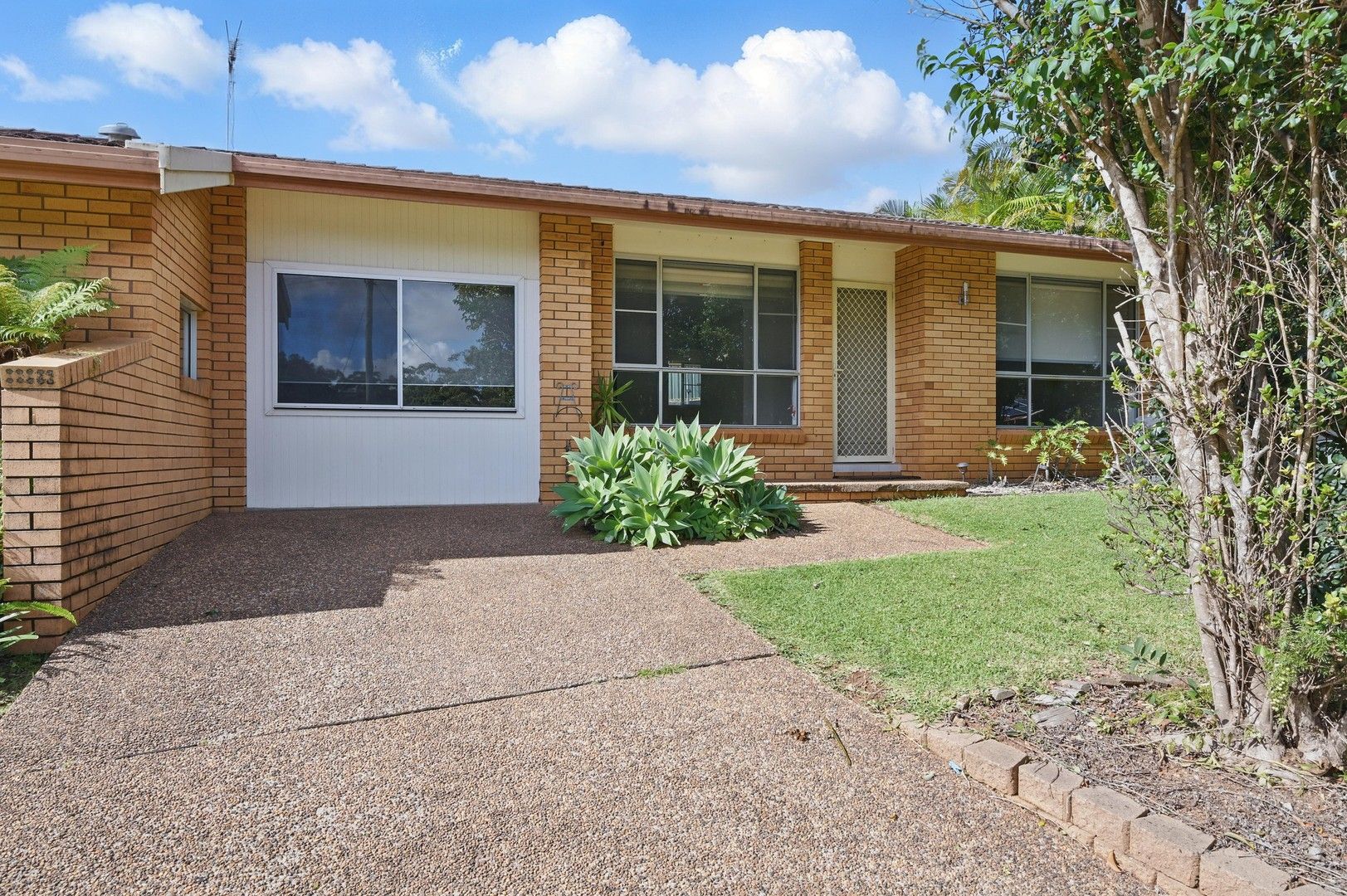 2/8 Waniora Parkway, Port Macquarie NSW 2444 - Villa For Rent | Domain