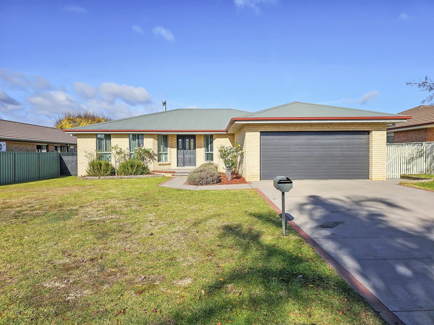 9 Woodside Cl, Mudgee NSW 2850 - House For Rent | Domain