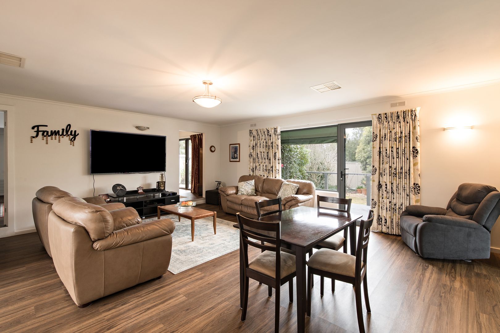 20 Howe Street, Miners Rest VIC 3352 | Domain