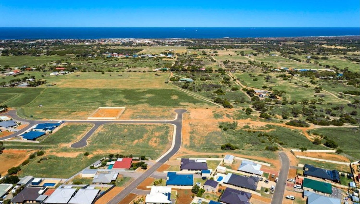 40 Half Moon Drive, Waggrakine WA 6530 | Domain