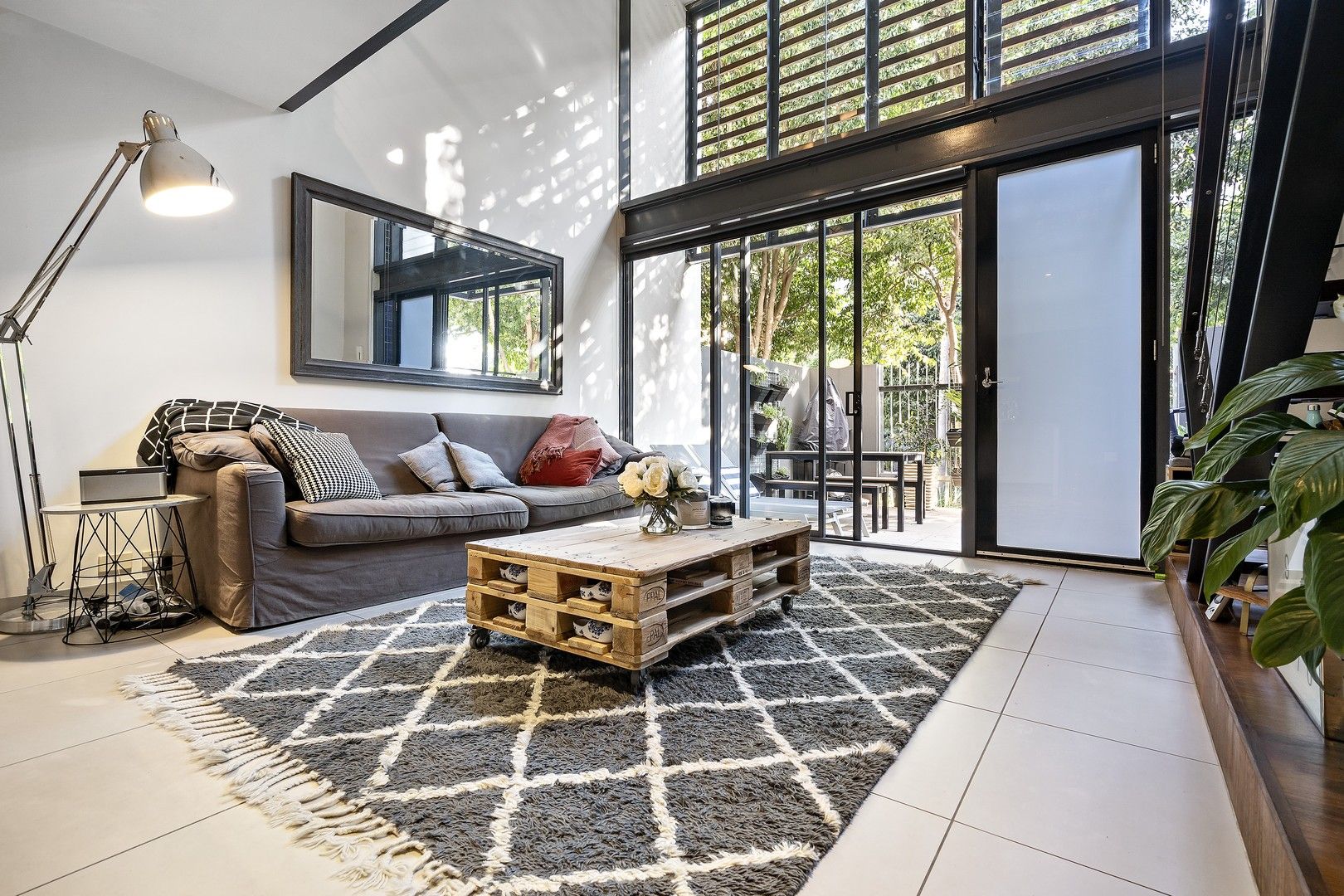 15 Chapel Mews, South Yarra VIC 3141 - Apartment For Rent | Domain