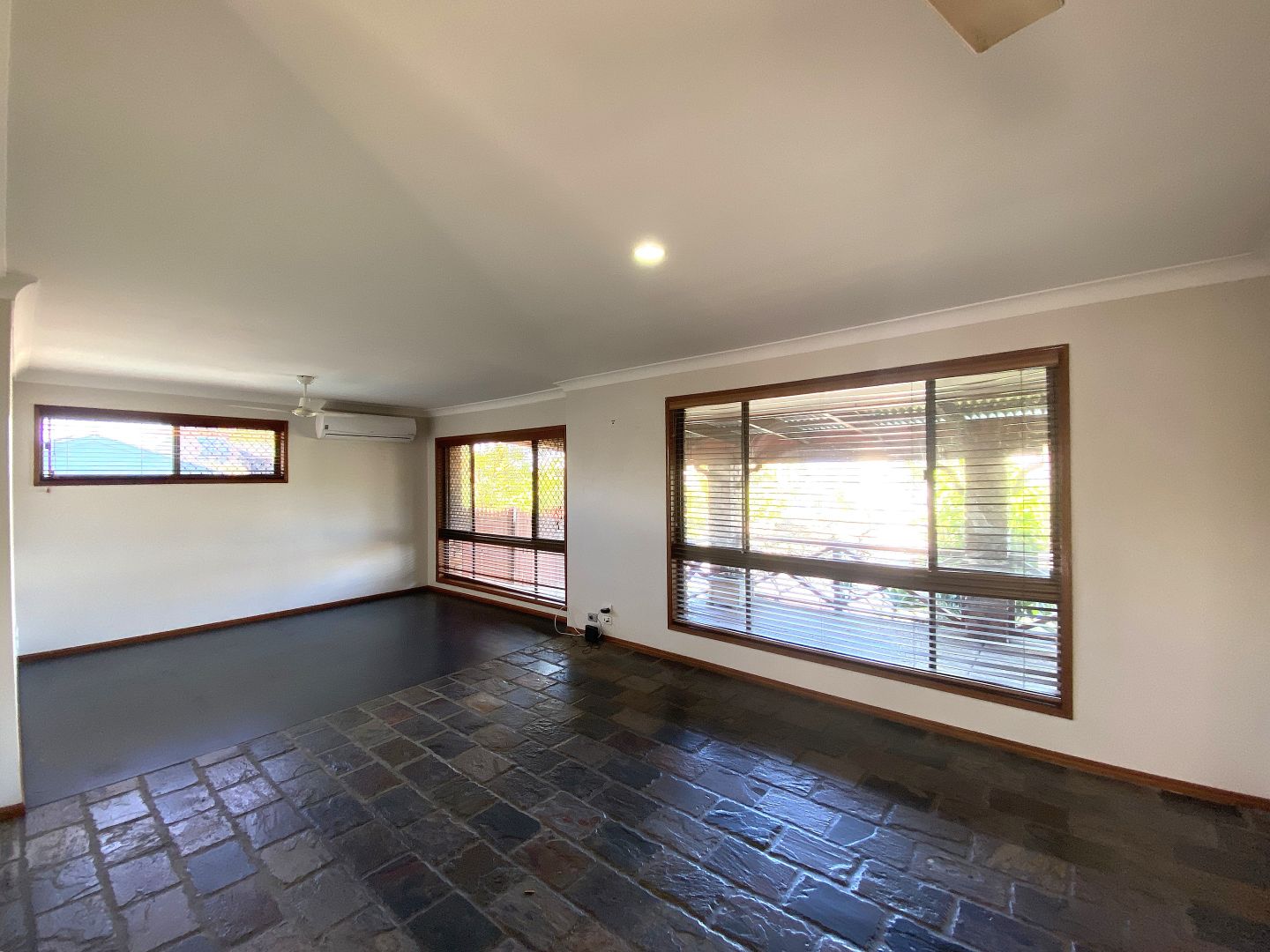 3 Maralinga Drive, Ashmore QLD 4214 - House For Rent | Domain
