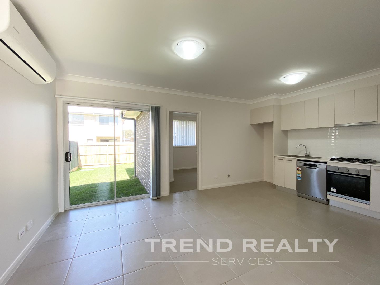 13A Stoneham Circuit, Oran Park NSW 2570 - House For Rent - $400 | Domain