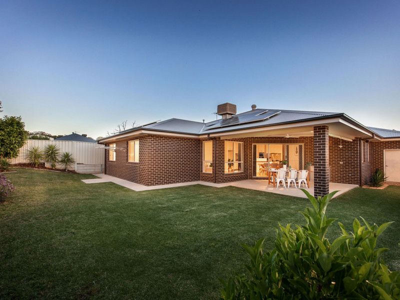 3 Pembroke Crescent, Wodonga VIC 3690 | Domain