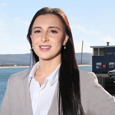 Lily Oakes | McGrath Nowra | Real Estate Agent in 37/43 Kinghorne ...