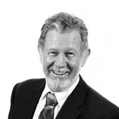 Kevin Strachan | @realty | Real Estate Agent in Australia, Surfers ...