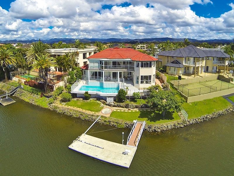 17 Tortuga Place, Clear Island Waters | Property History & Address ...