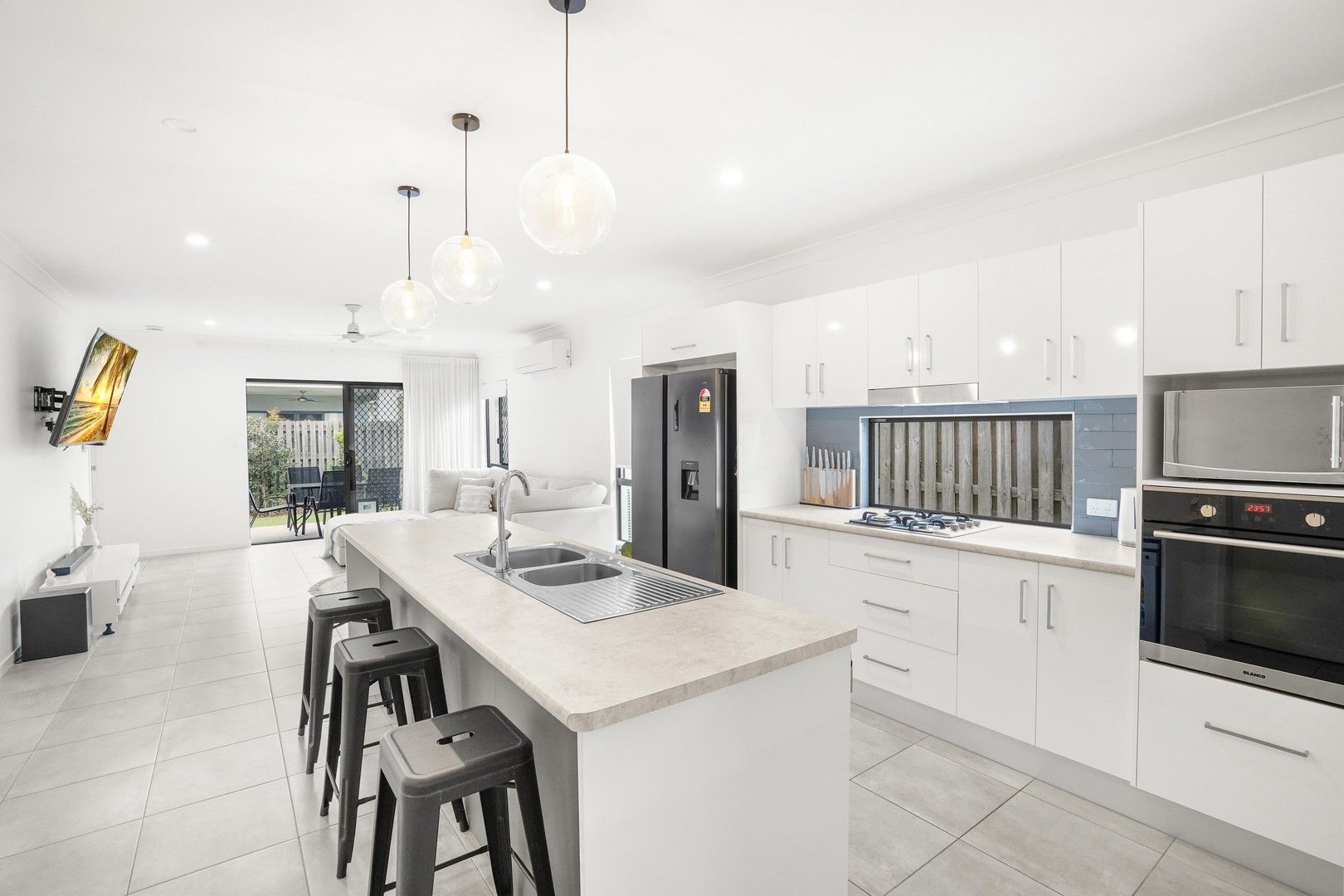 19 Edge Court, Manoora QLD 4870 - House For Rent - $600 | Domain