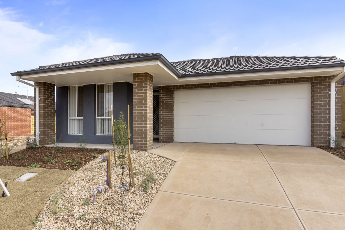 7 Barramunga Street, Tarneit | Property History & Address Research | Domain