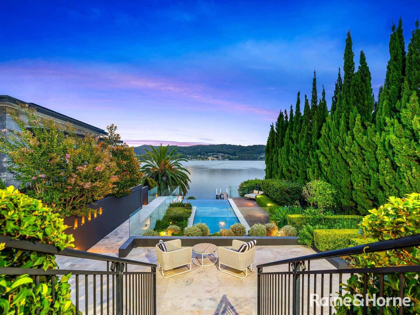 22 Albany Street, Point Frederick NSW 2250 | Domain