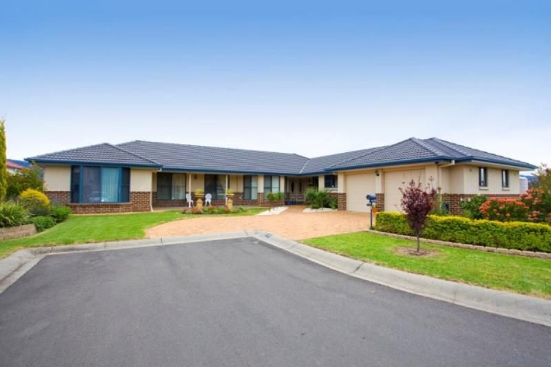 100 North Terrace, Dapto | Property History & Address Research | Domain