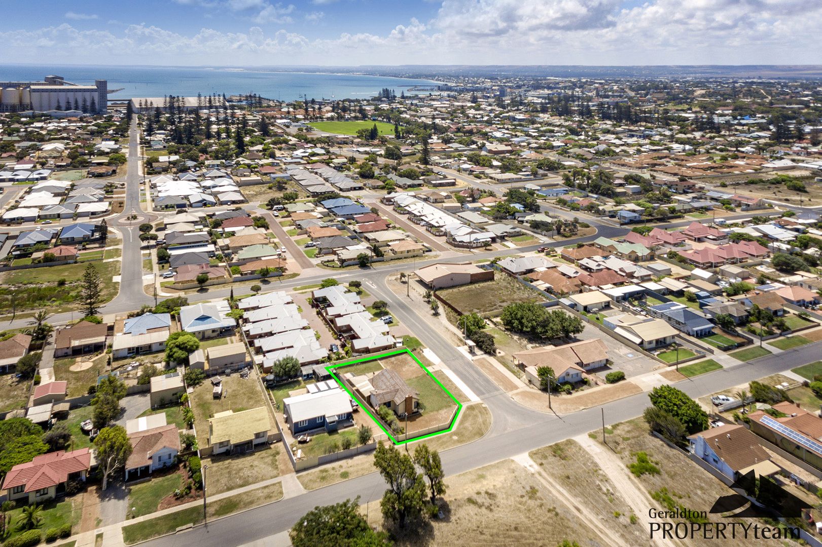6 Whitfield Place, Beachlands WA 6530 | Domain
