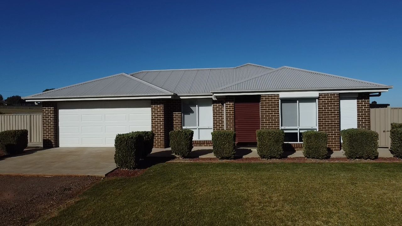 65 Thomas Street, Parkes NSW 2870 | Domain