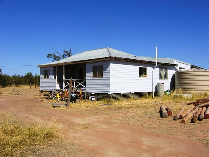 34 Wilga Drive, Ducklo | Property History & Address Research | Domain