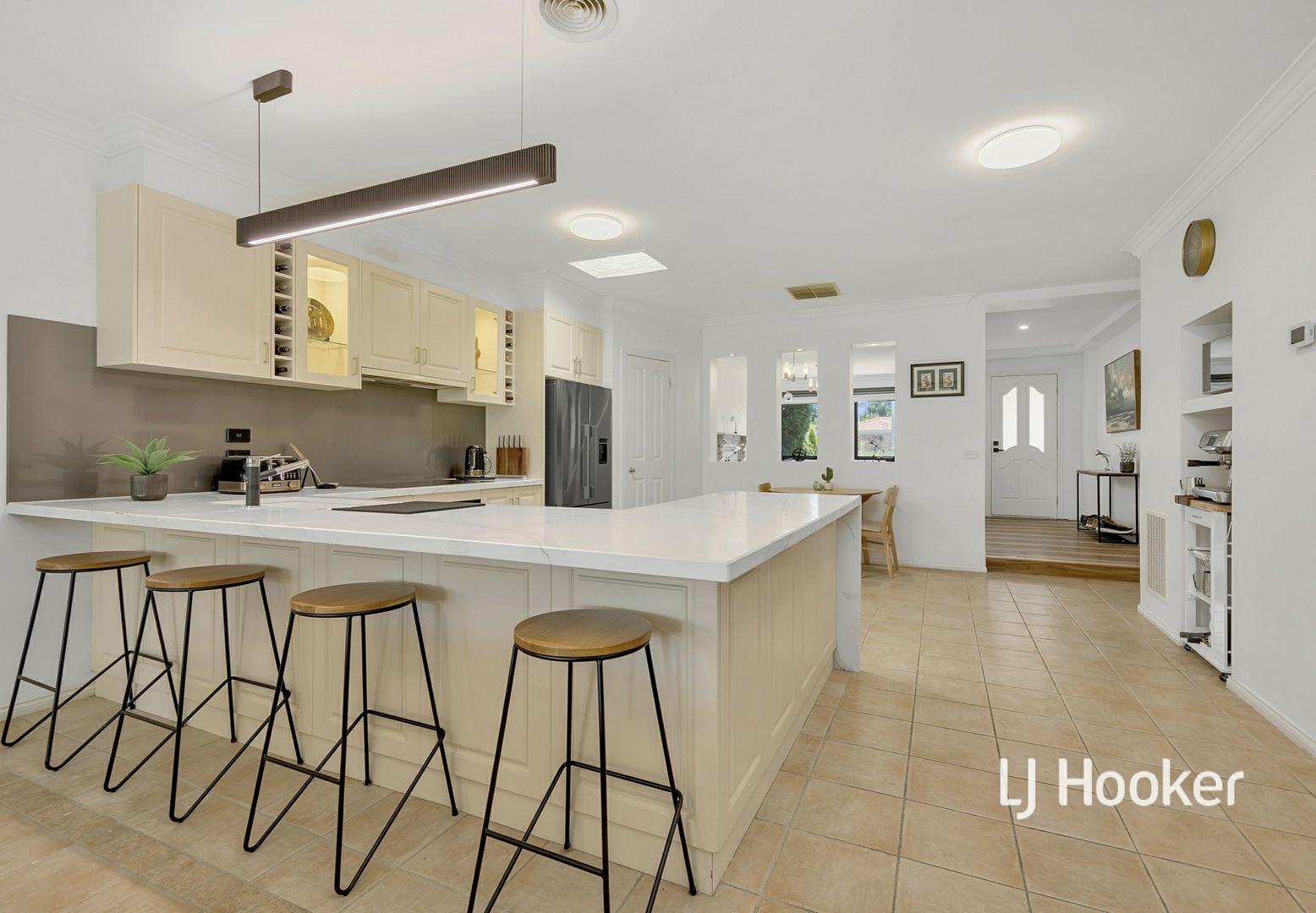 9 Lakeside Drive, Hidden Valley VIC 3756 | Domain