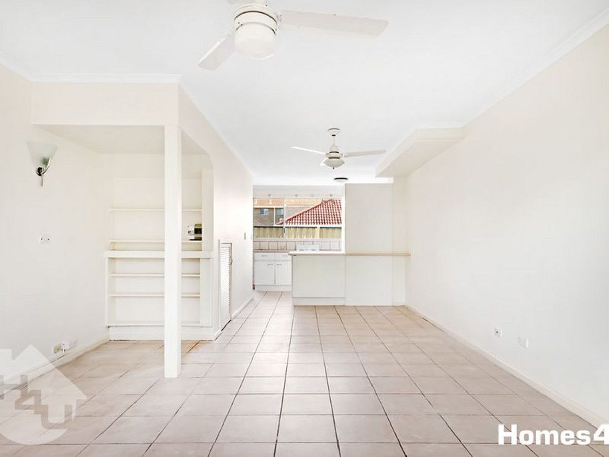 Unit 4/2A Moffatt Street, Scarborough QLD 4020 | Domain