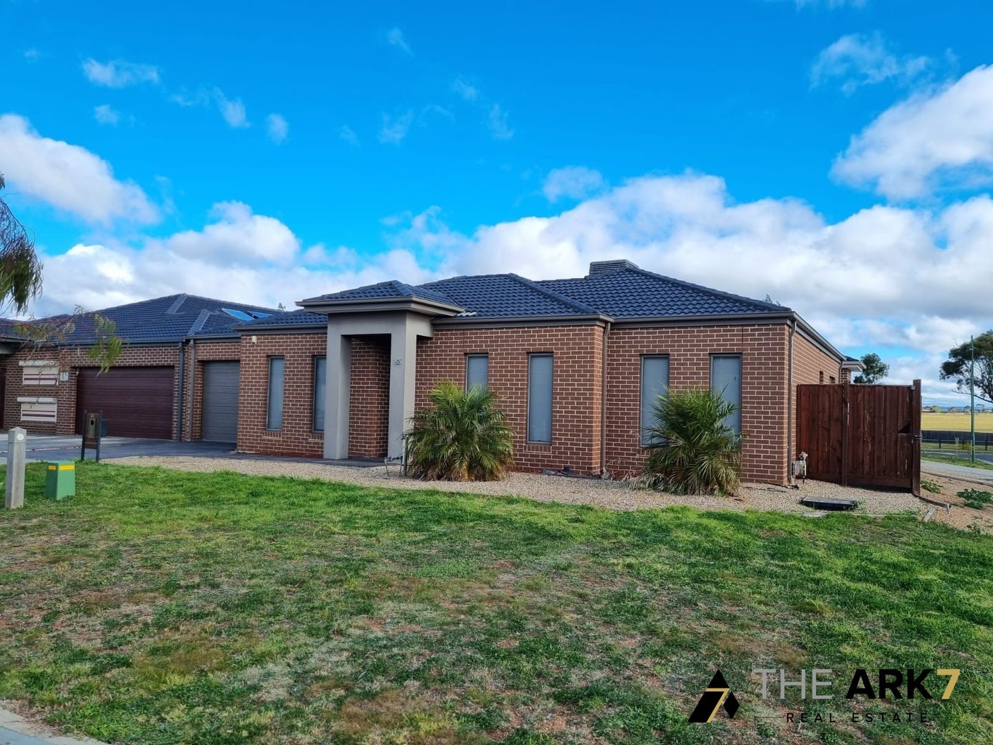 83 Viscosa Road, Brookfield VIC 3338 - House For Rent | Domain