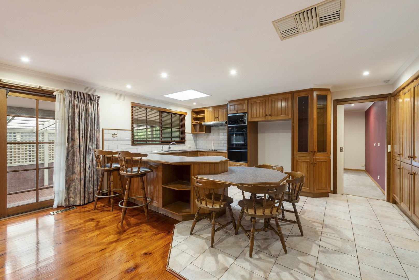 35 Witken Avenue, Wantirna South VIC 3152 - House For Rent - $630 | Domain