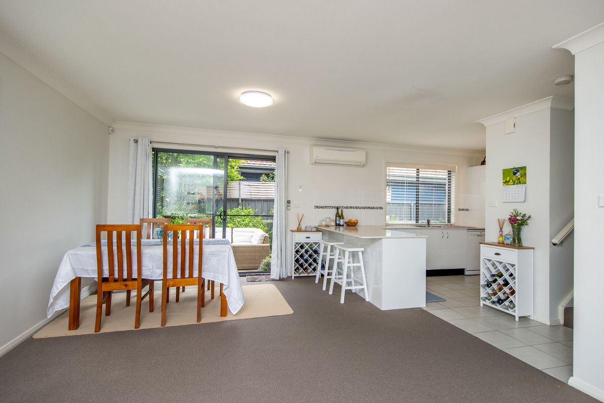 1/274 Park Avenue, Kotara NSW 2289 - Townhouse For Rent | Domain
